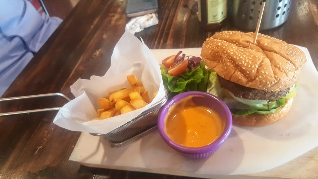 Suka ambil gambar makanan