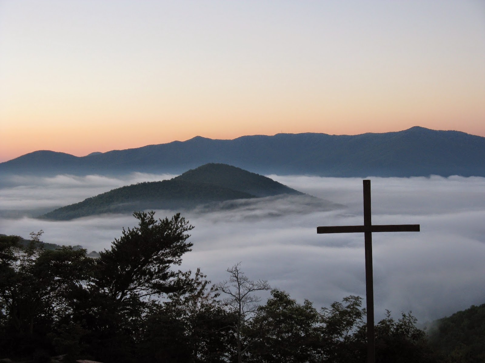 Love For His People: The Cross & The Mountains