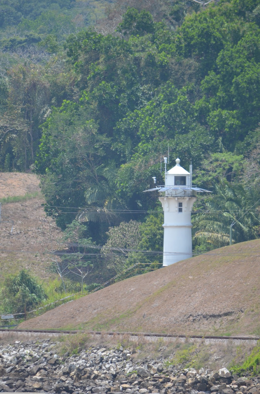 Neal's Lighthouse Blog: April 2016