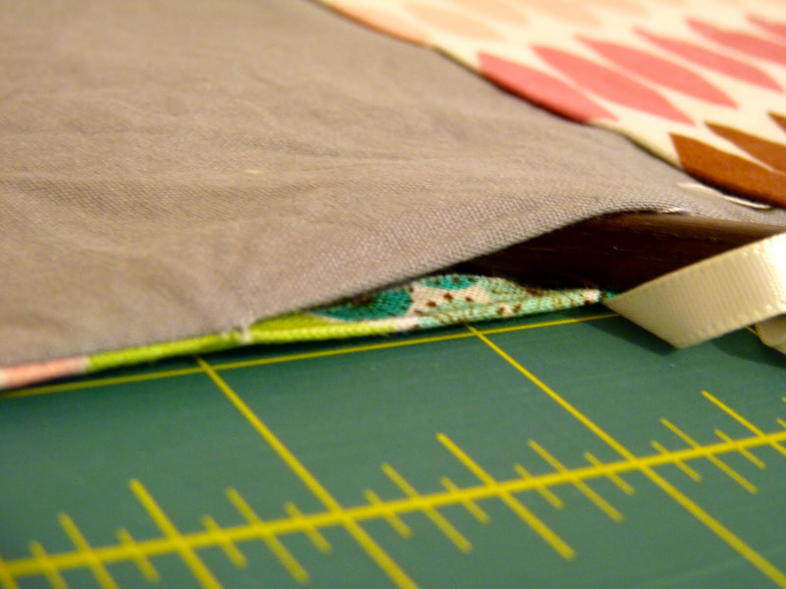 Irene Design: Make-up Brush Roll Sewing Tutorial