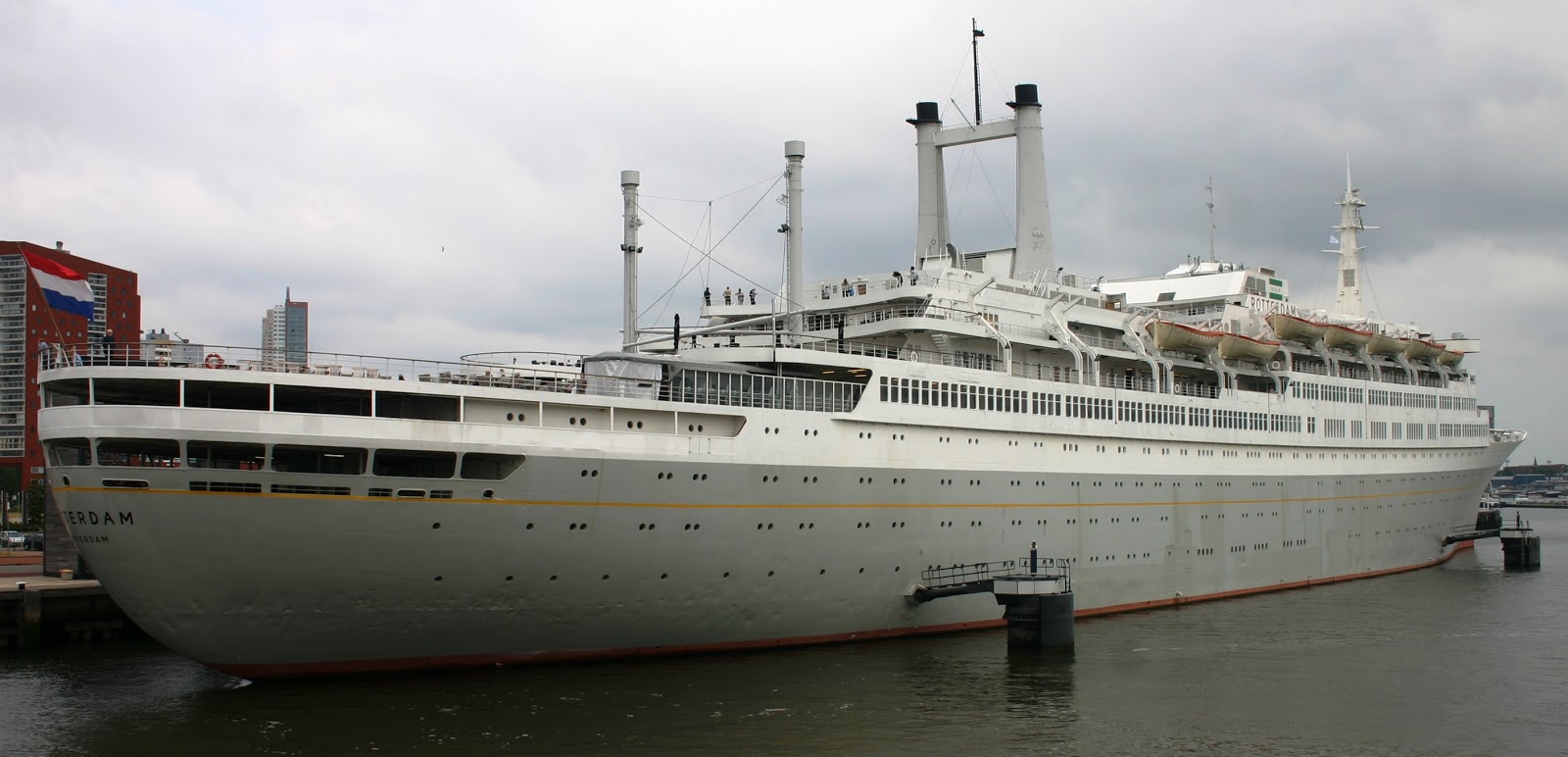 SHIPS & THE SEA - BLOGUE dos NAVIOS e do MAR: SS ROTTERDAM