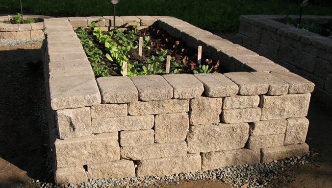 Back Yard Raised Stone Planter