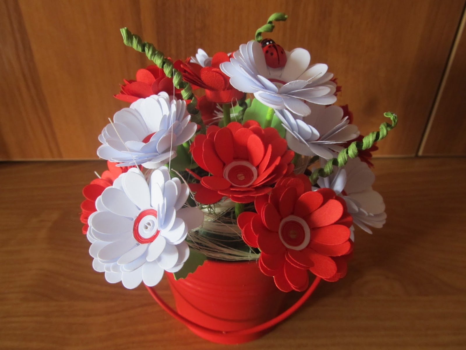EZ CRAFT&DECOR: bouquet of flowers Quilling