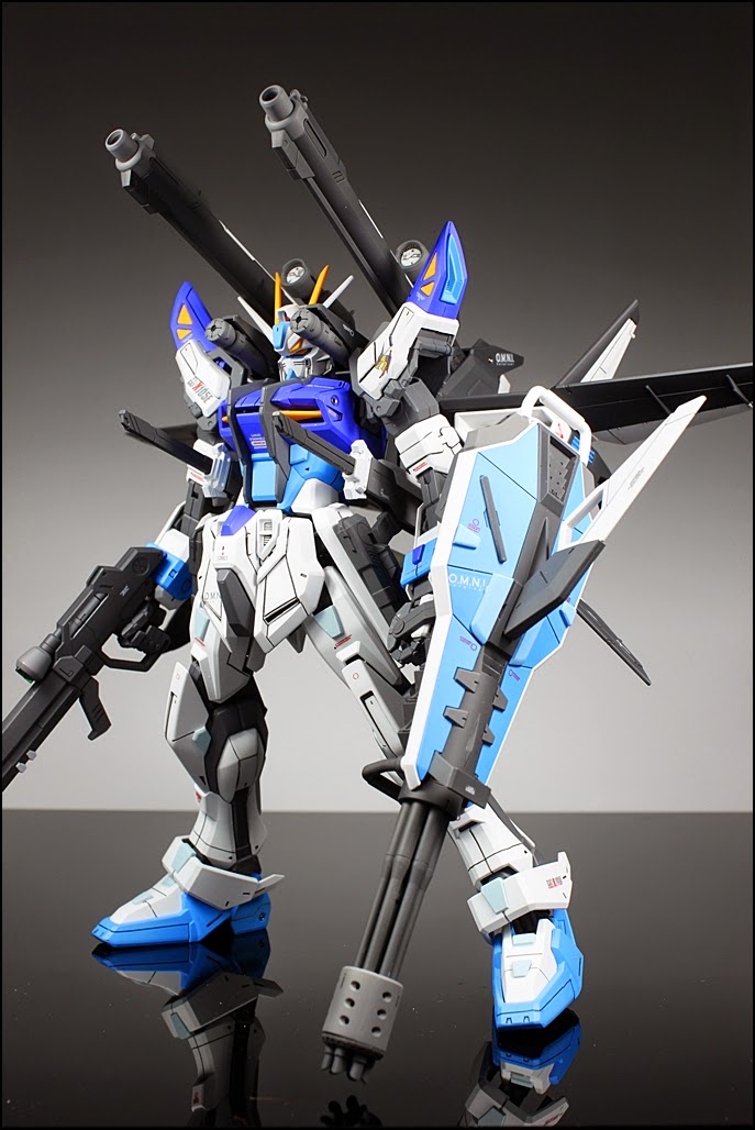 MG 1/100 Strike Gundam E Lukas Use + IWSP Custom Build
