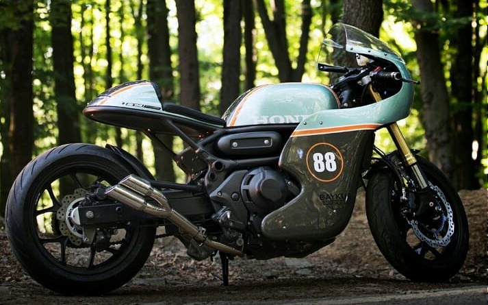 Automatic Racer | Baykus Garage - RocketGarage - Cafe Racer Magazine
