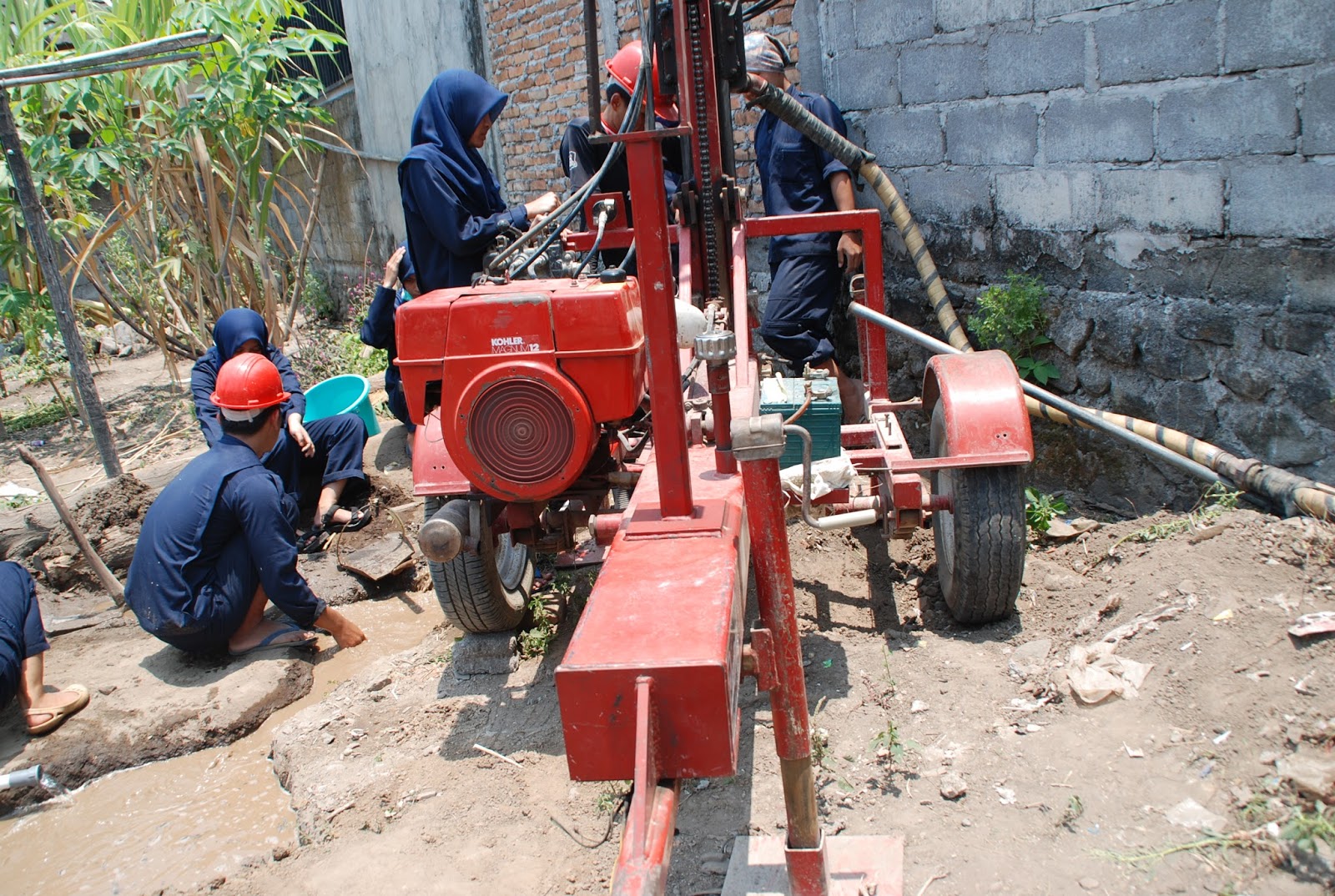 Amfit's BLOG: Pemboran Tanah Sistim CTM 10000
