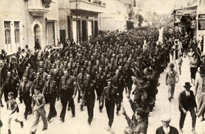 O Movimento Tenentista-Carolina e Larissa