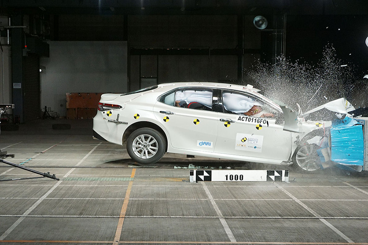 2019 Toyota Camry Scores Perfect at ASEAN NCAP Crash Safety Test ...