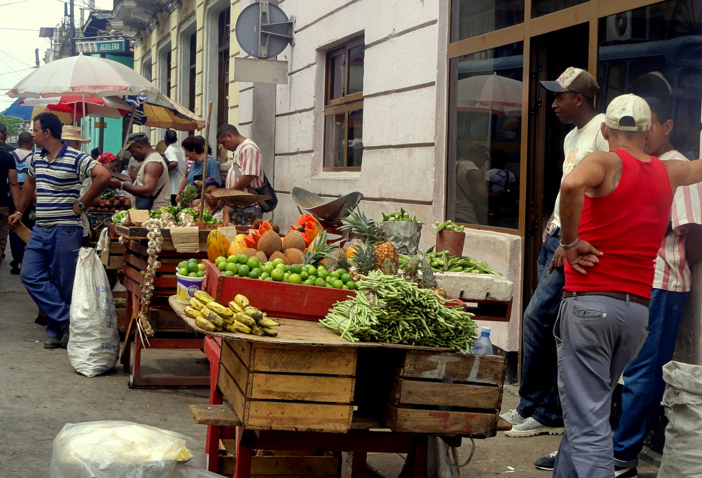 Daily scenes of Santiago de Cuba’s pedestrian zones and street markets ...