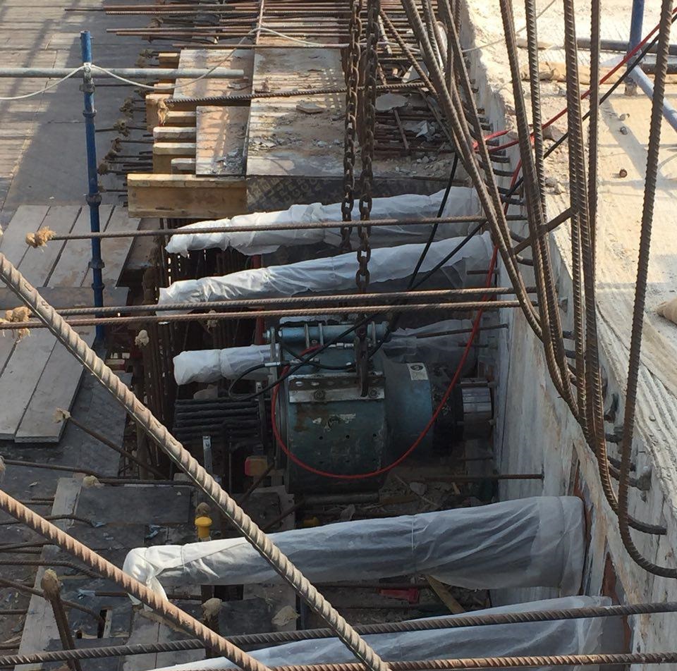 Jacking force for prestressing concrete