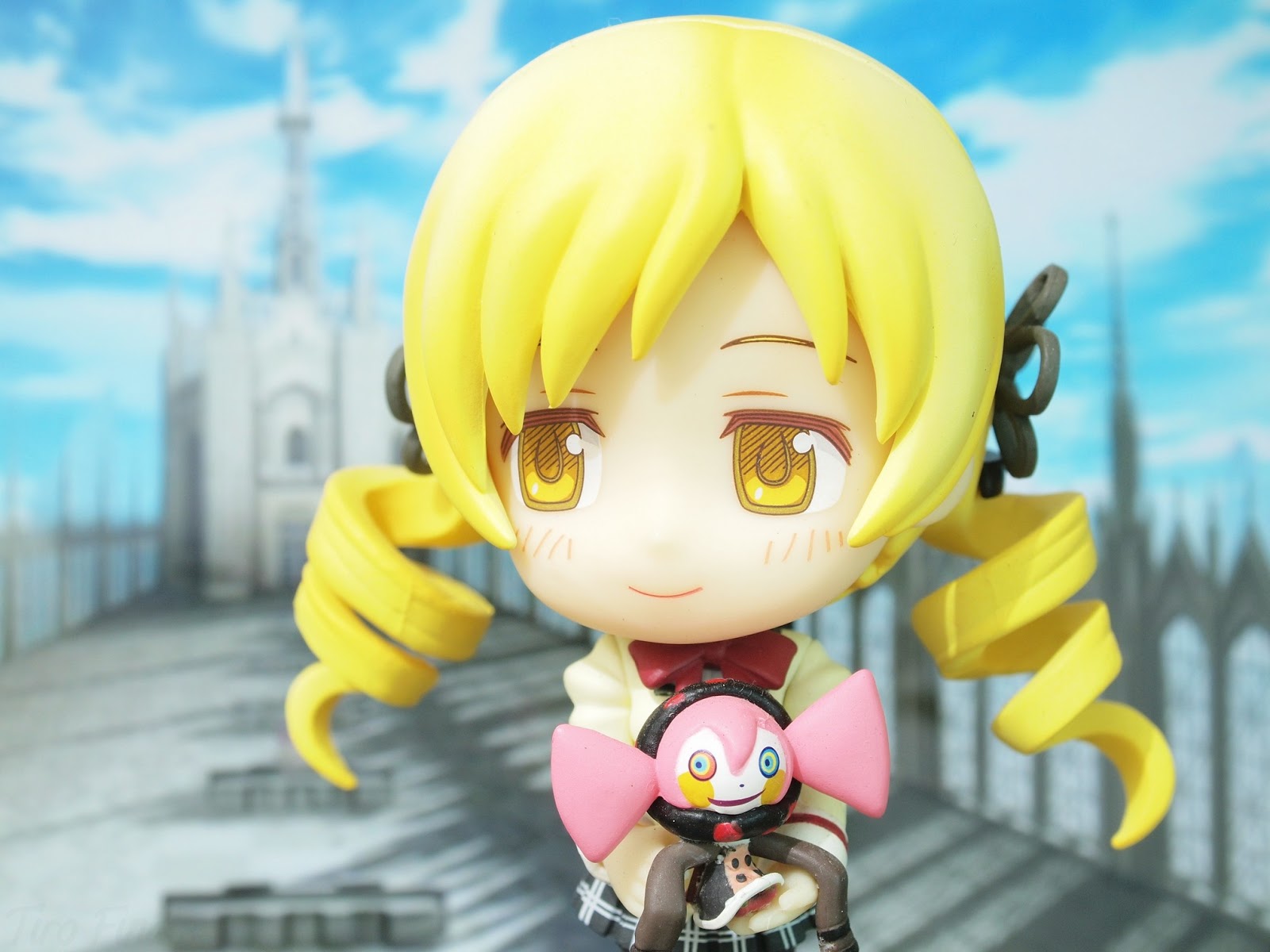 Mami & Bebe at School