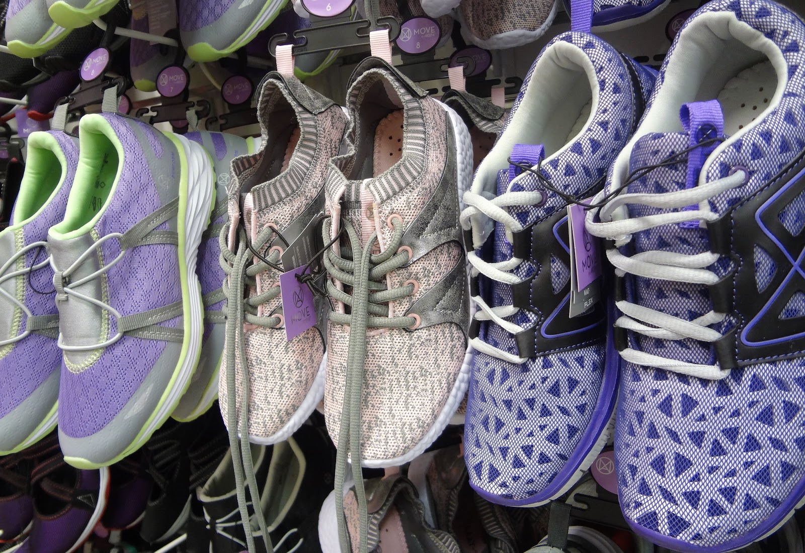 ~ Karabana ~: Shoes, shades, gems and glitter