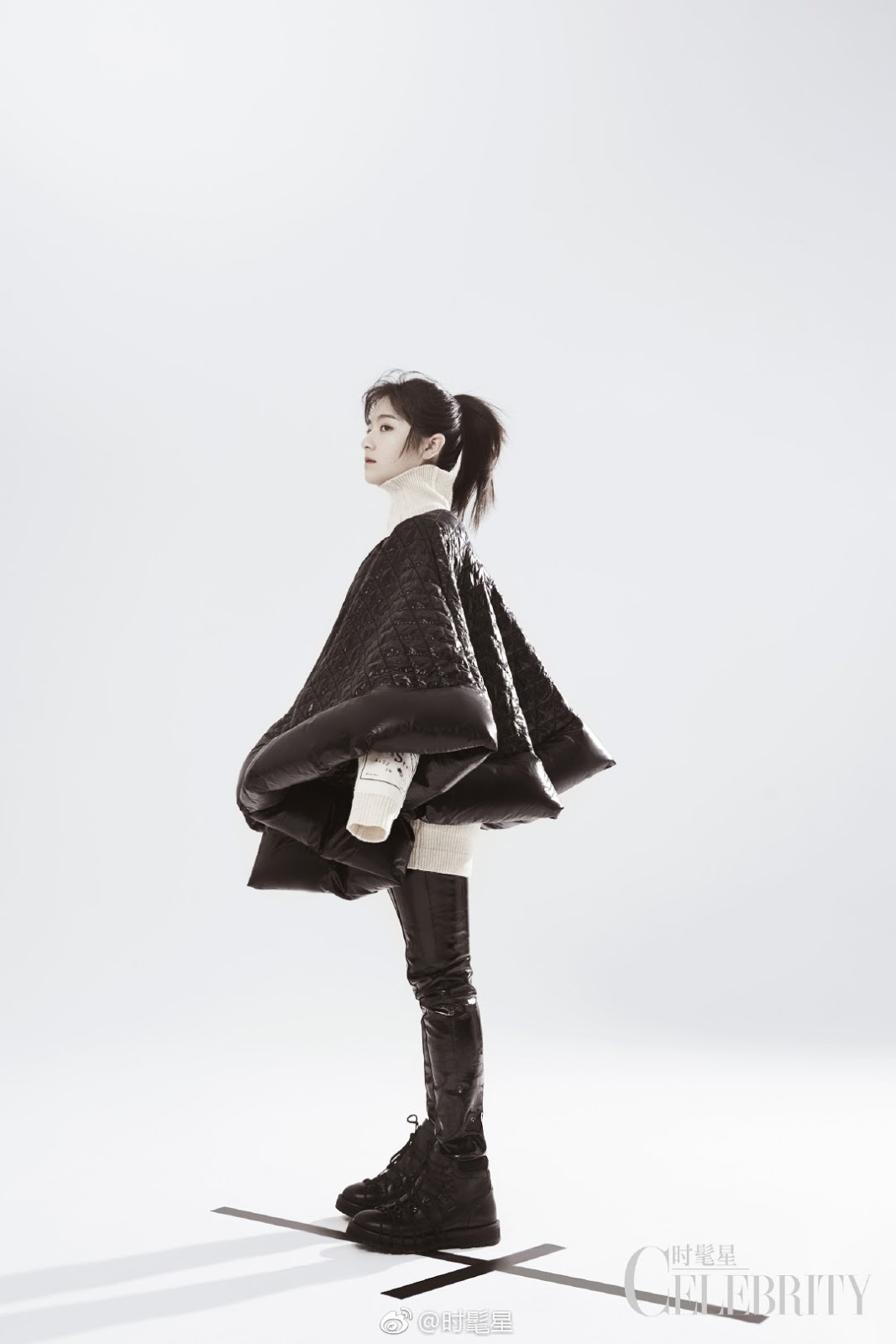 China Entertainment News: Actress Li Landi covers fashion magazine