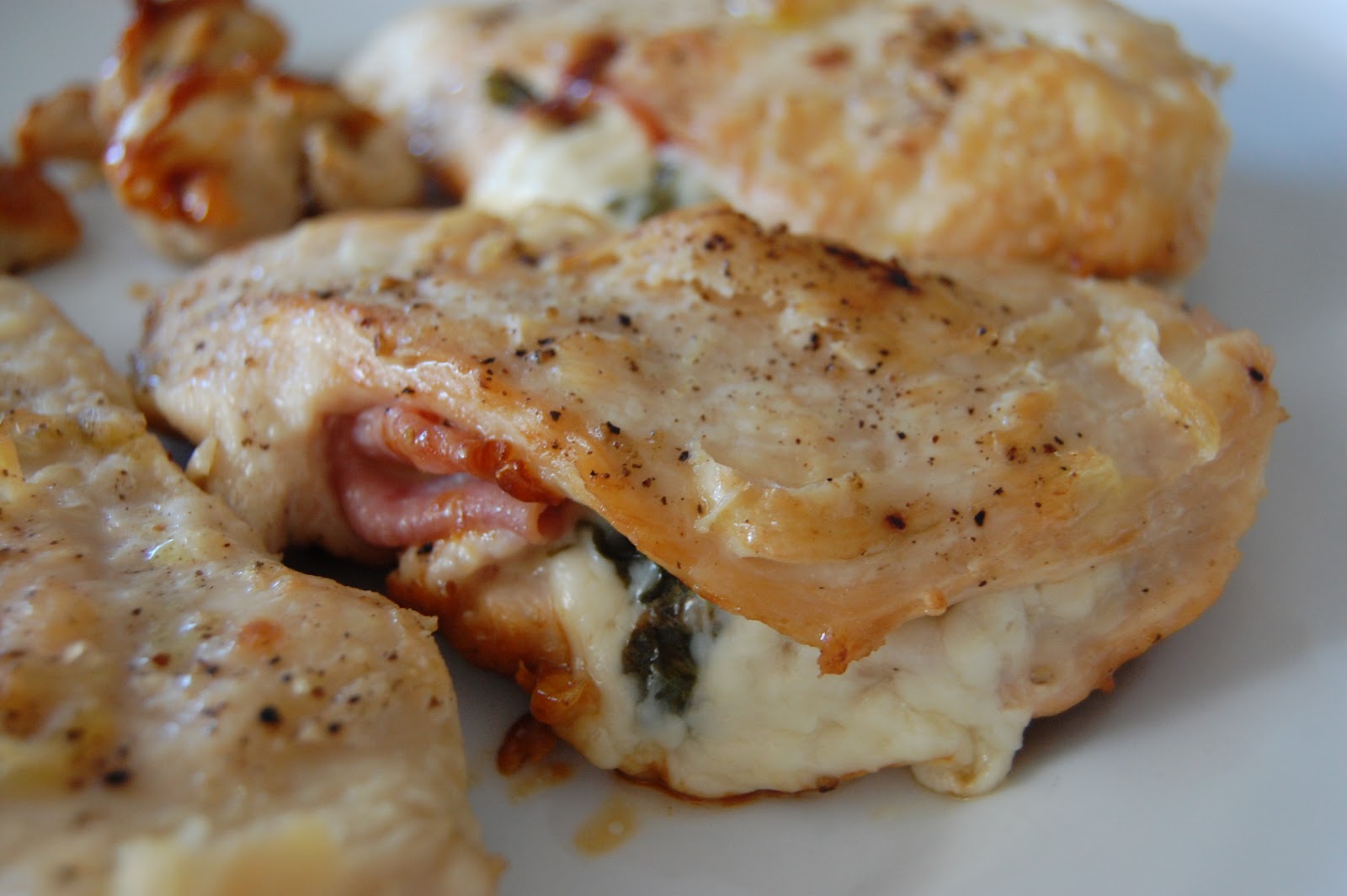 a time to eat: Carino's Chicken Milano