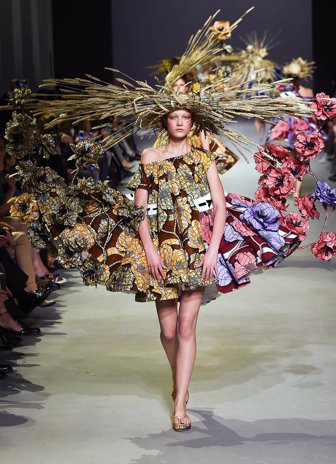 Stylecurated: VAN GOGH GIRLS: VIKTOR & ROLF HAUTE COUTURE SS2015
