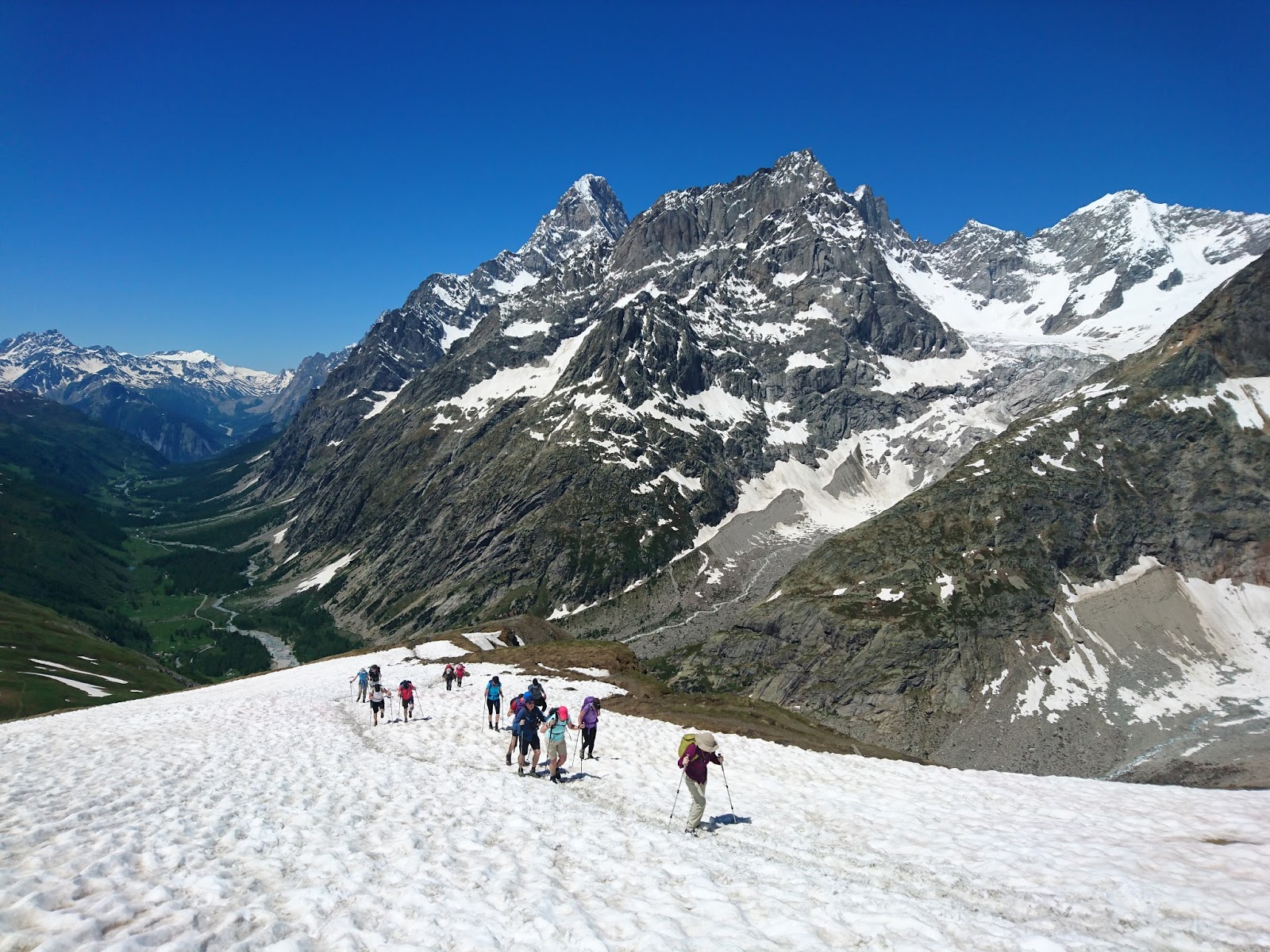 TARMACHAN MOUNTAINEERING: GRAND COL FERRET