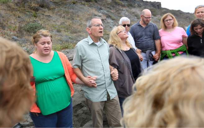 In Memory of Jason & Lindsay...: Memorial Service...