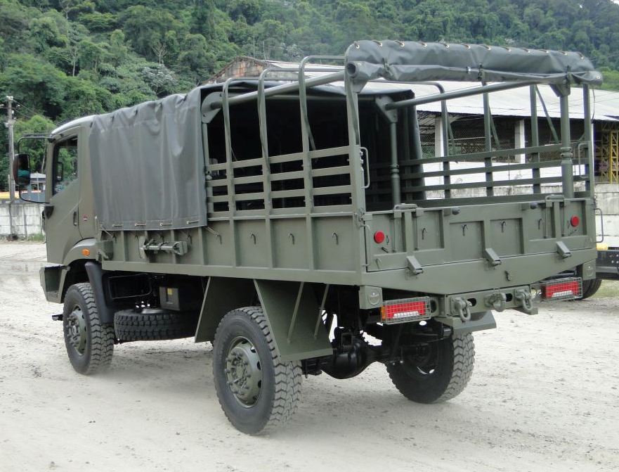 CAMINHÕES NA ESTRADA: Agrale Marruá AM41