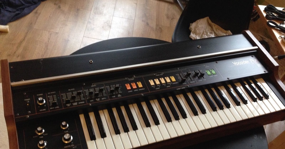 MATRIXSYNTH: Roland VP 330 Mk II Vocoder