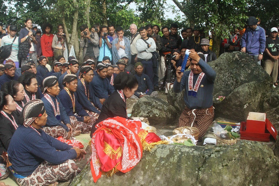 Labuhan Merapi, Sebagai Wujud Syukur Kepada Sang Pencipta - Akademi ...