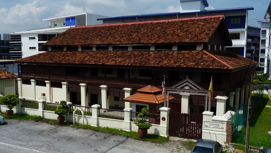 看不見的腳印: 拉惹阿都拉倉庫 GEDUNG RAJA ABDULLAH