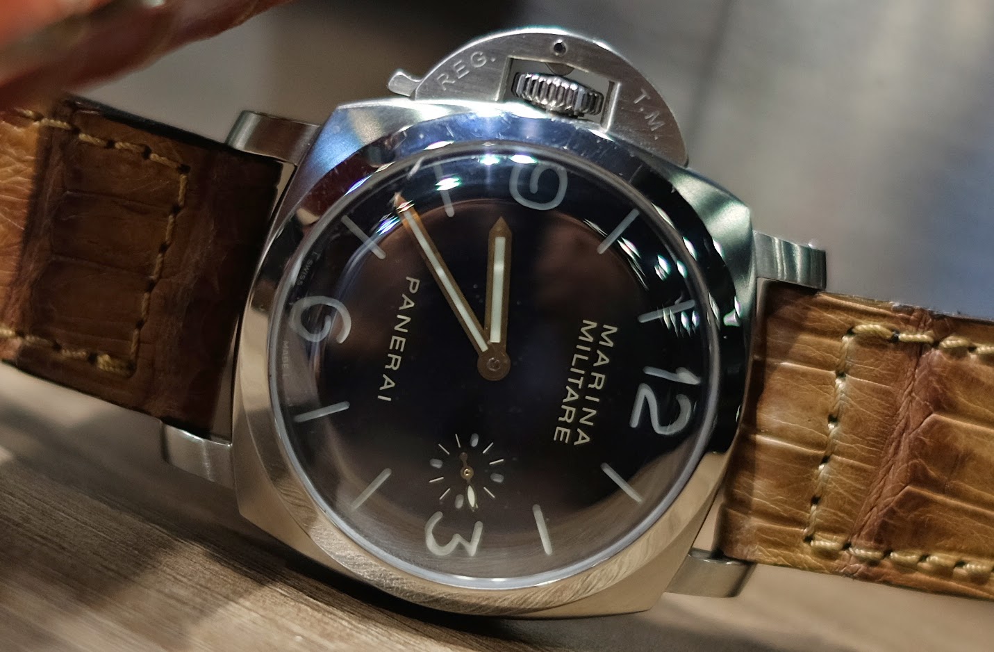 . H o b i J a m . : (SOLD) Panerai PAM 217 Destro Marina Militare 47mm ...
