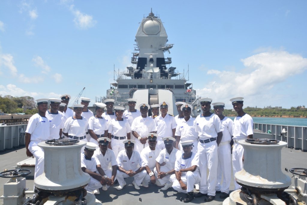 Asian Defence News: INS Kolkata and INS Aditya in Mombasa harbour, Kenya