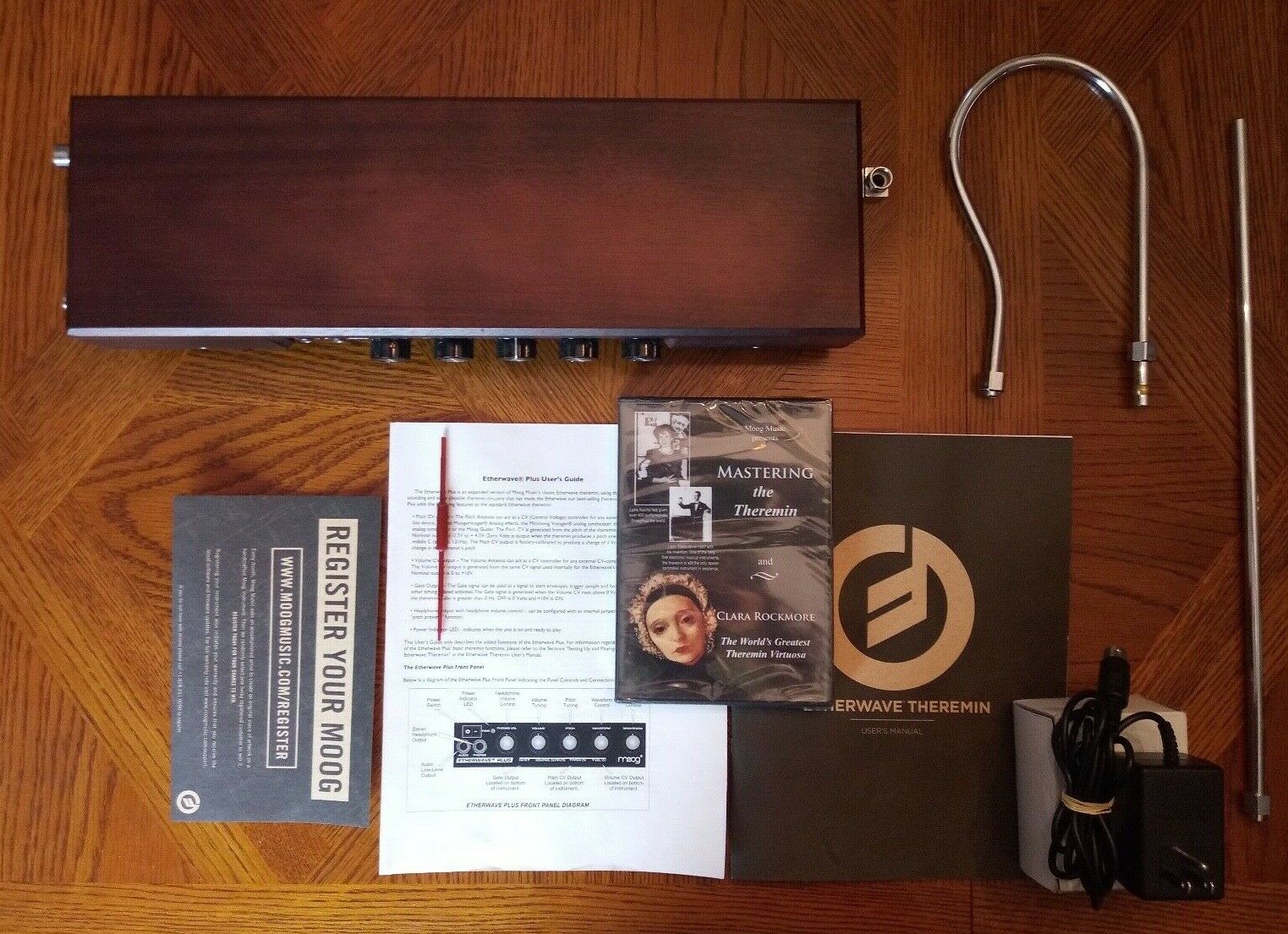 MATRIXSYNTH: Moog Etherwave PLUS Theremin | With CV Synth Control