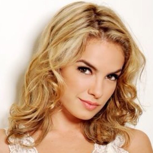 Sempre Rebelde: Lua Blanco