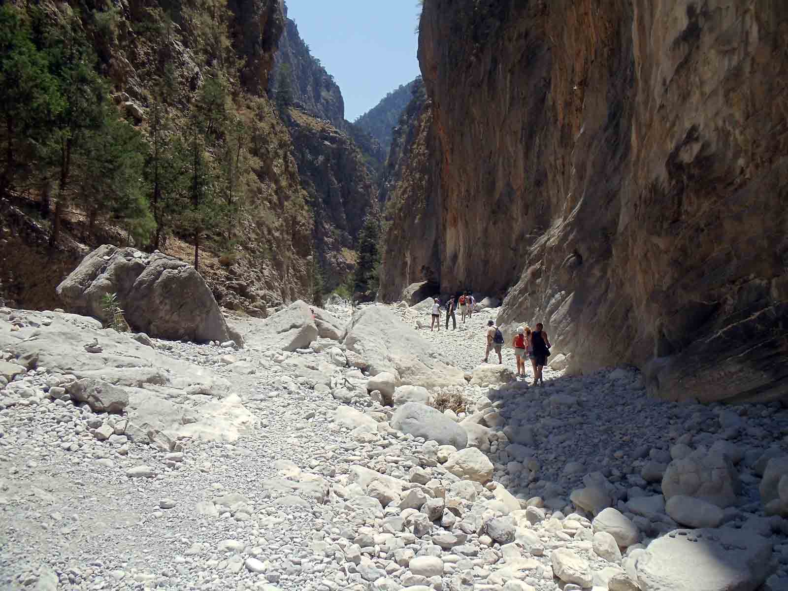 Με τον ΦΟΠ στα βουνα: ΦΑΡΑΓΓΙ ΣΑΜΑΡΙΑΣ (φωτο)