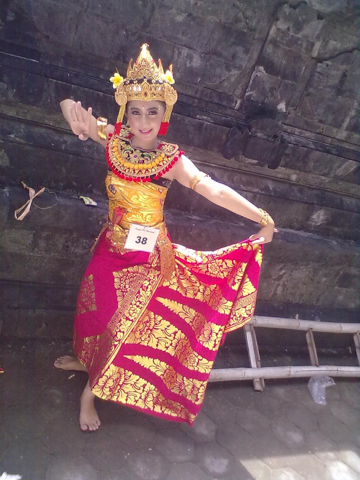 mitalaksmita: Tari Panji Semirang Bali