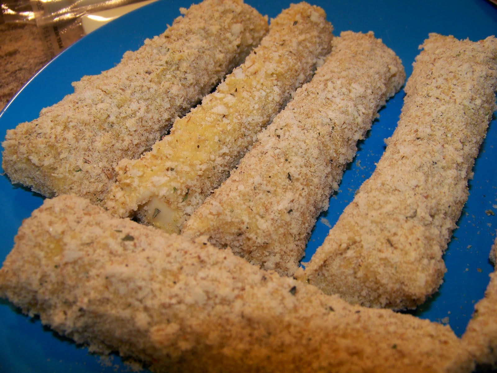 The Peppered Pantry: Mozzarella Cheese Sticks