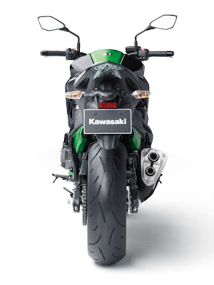 The face of fierce Kawasaki Z800 - All About Motorcycles