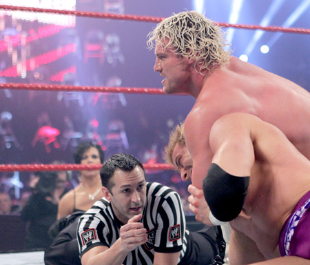 WWE In live!!!!: DOLPH ZIGGLER vs ZACK RYDER