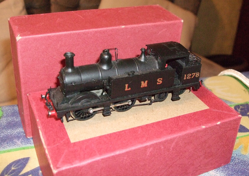 GEOFF TYLER - RAILWAY MODELLER: OO GAUGE CLASS 1P 0-4-4T BY CRAFTSMANS ...