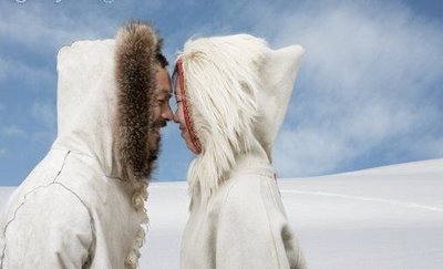 Você sabia?: De onde veio a expressão "beijo de esquimó"?