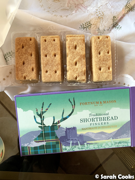 Sarah Cooks: Merry Christmas!