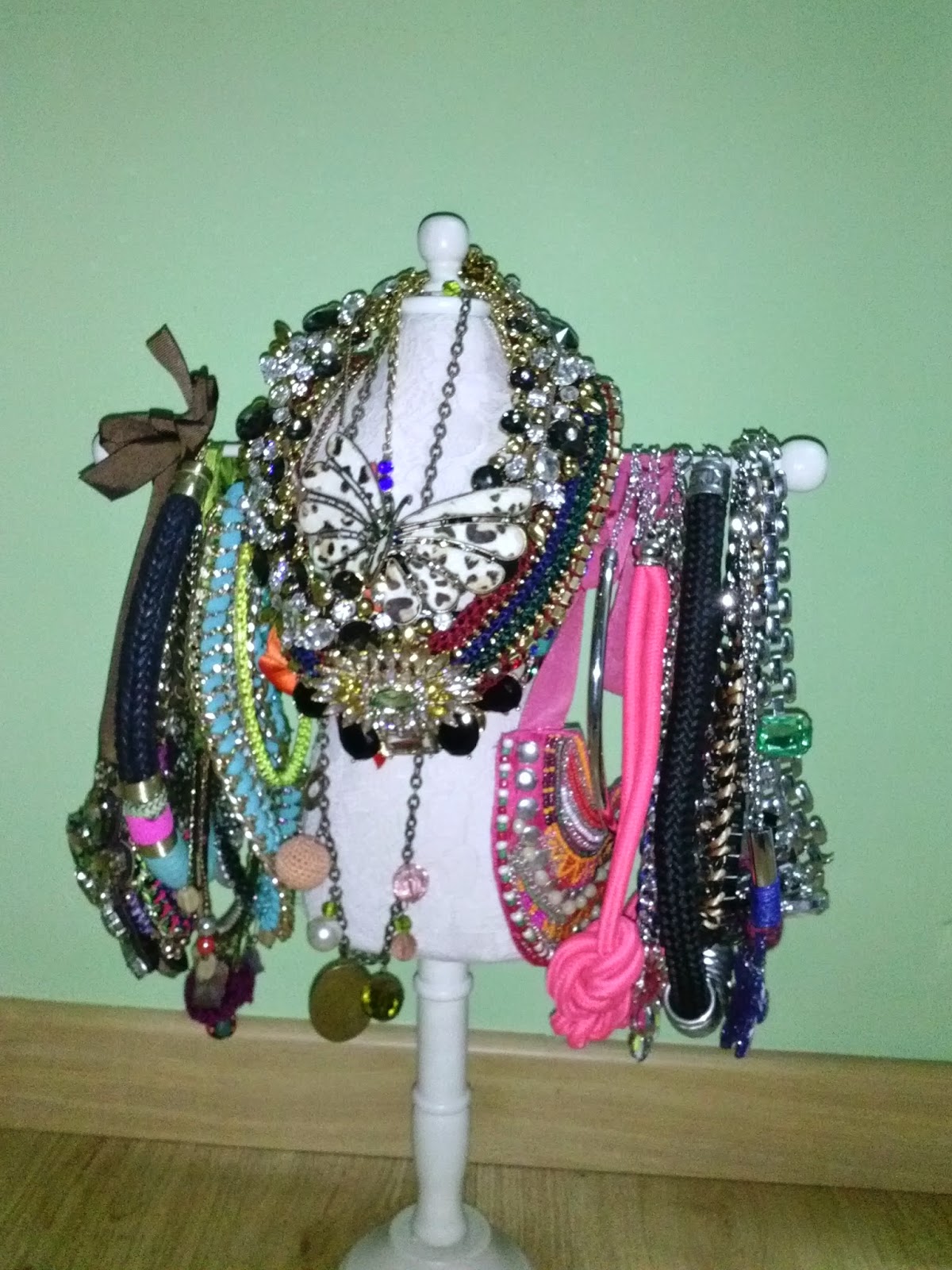 DESAYUNO CON GLAMOUR: LA IMPORTANCIA DE LOS COMPLEMENTOS