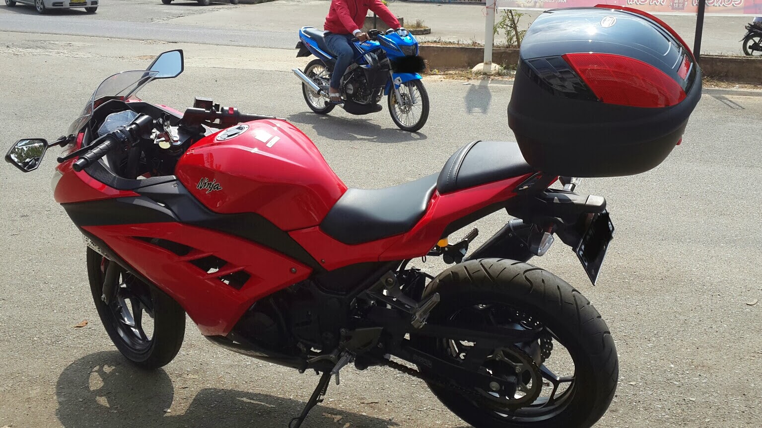 BARELANG MOTOR ( Bengkel variasi motor dan modifikasi): BOX BELAKANG ...