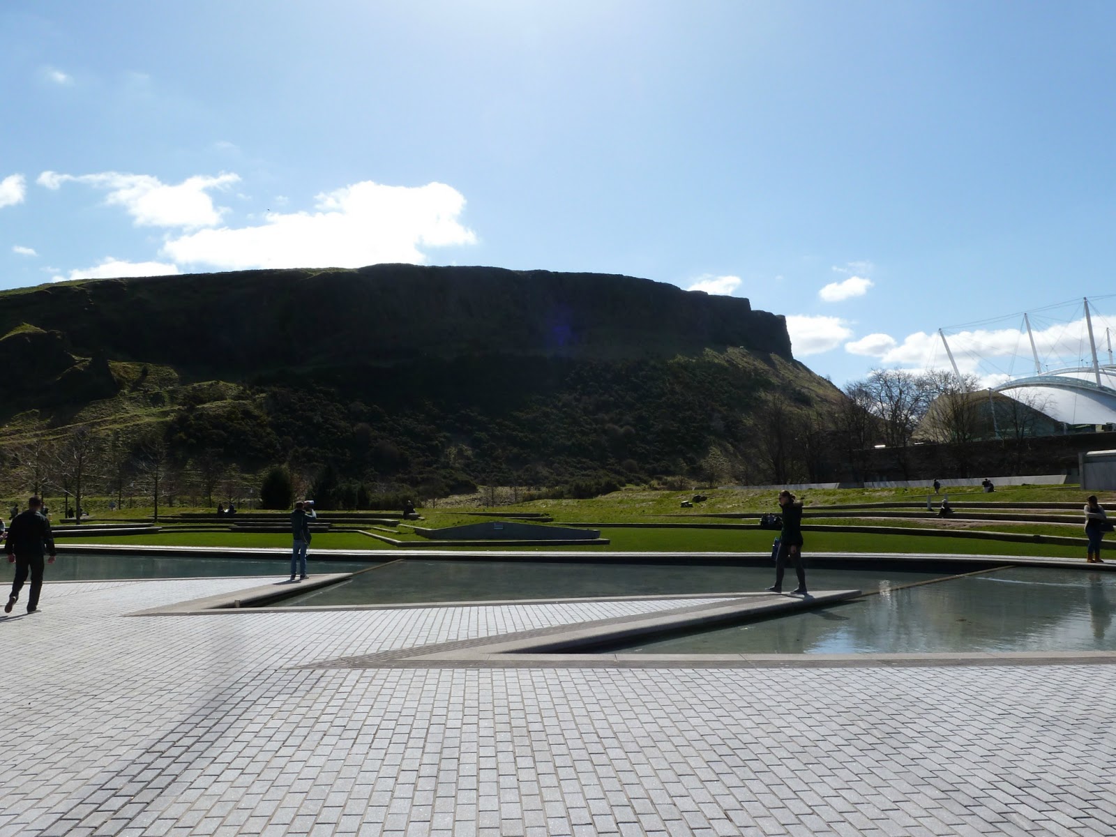 cassandra marie: edinburgh, scotland.