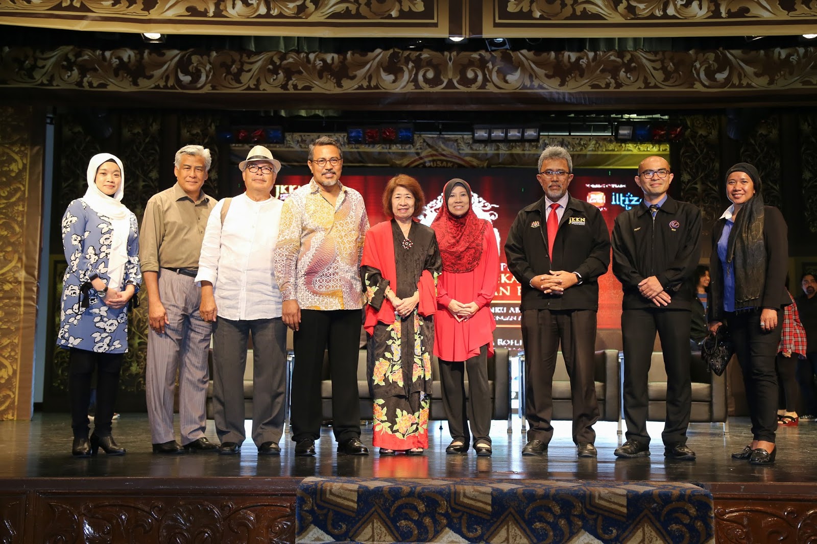 TEATER BANGSAWAN DENDAM LAKSAMANA BERJAYA MENJAYAKAN PERSEMBAHAN YANG ...