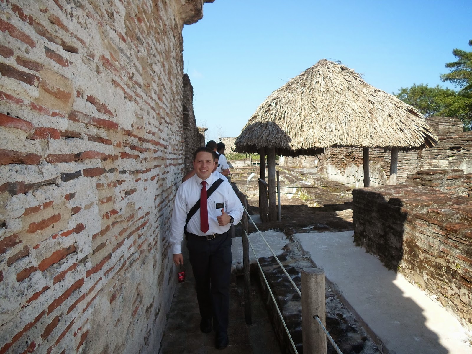 ELDER HUNTER DARREN DEVRIES