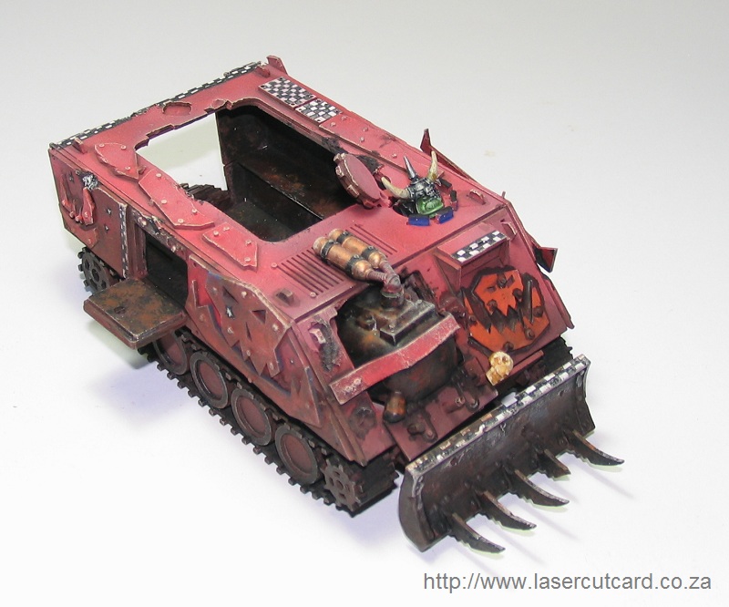 Leave no mini unpainted: Ork Trukk (converted tracked APC)