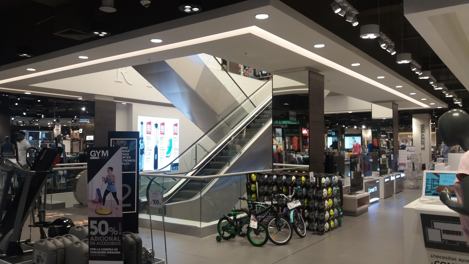 ARQ.LORENA CAVERO SOTO