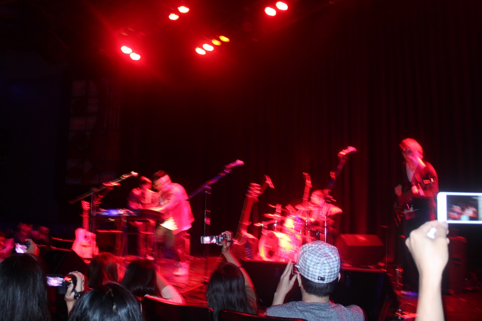 "K" Revealed: Azta Urban Salon-Forum Robinsons Mall (Pioneer) Styles AJ ...