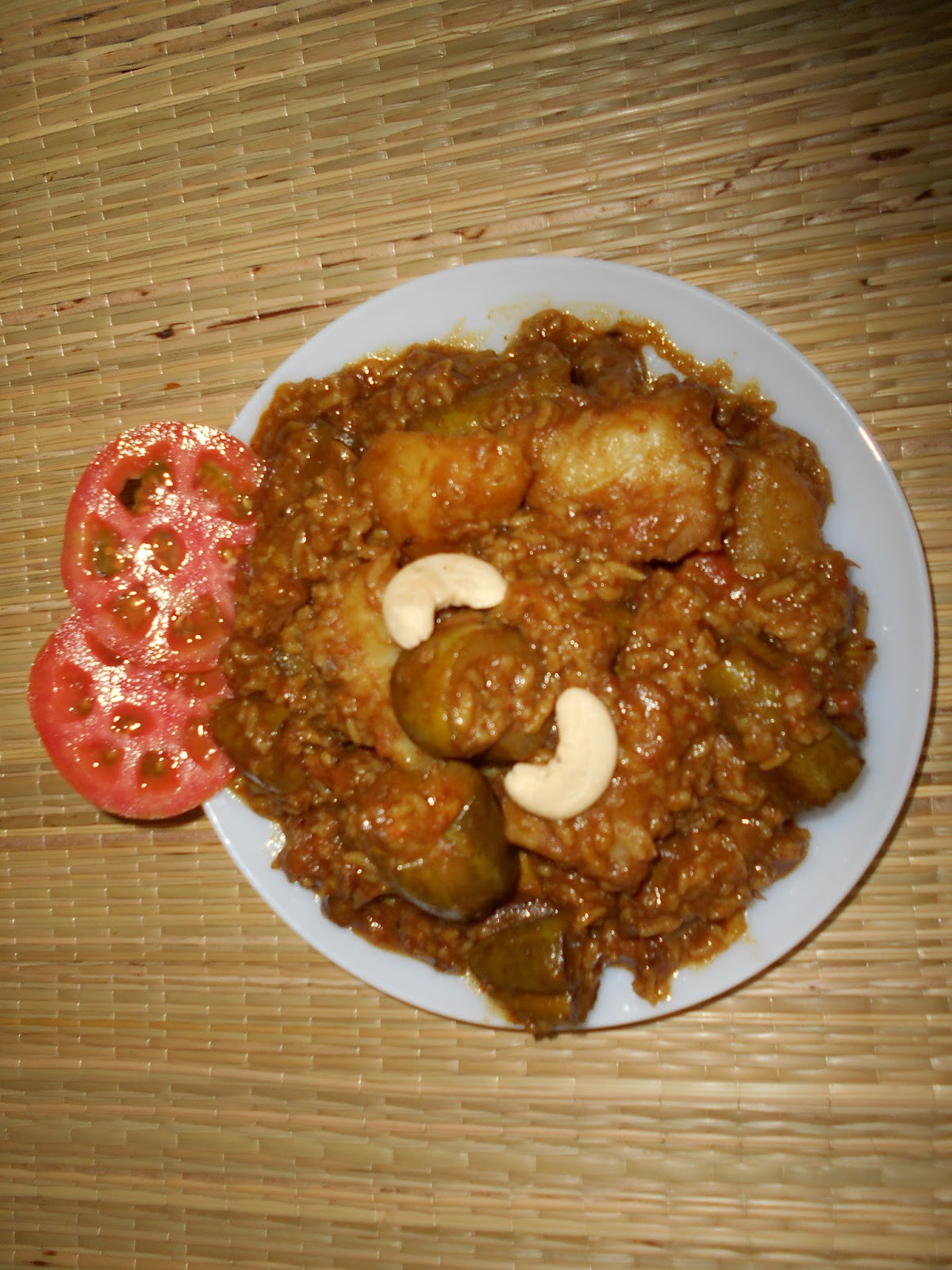 Paramita's Kitchen: Chal Potol ( PARWAL / POINTED GOURD WITH RICE ...