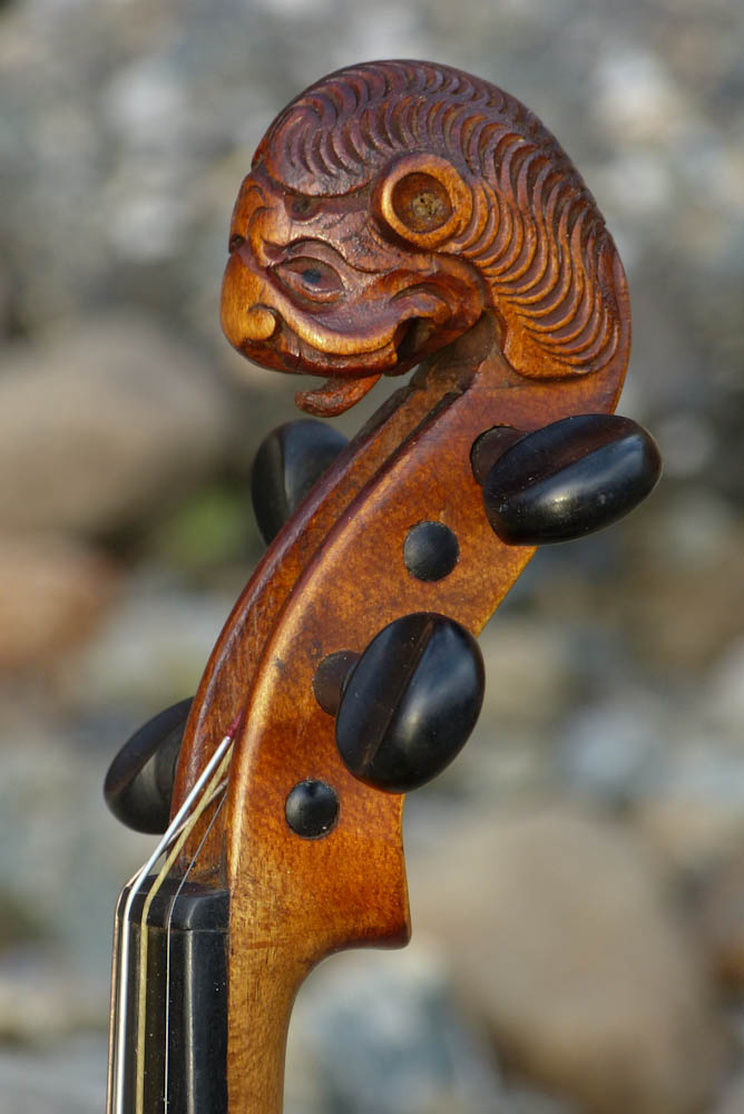 1900s German-made 4/4 Lion's Head Violin