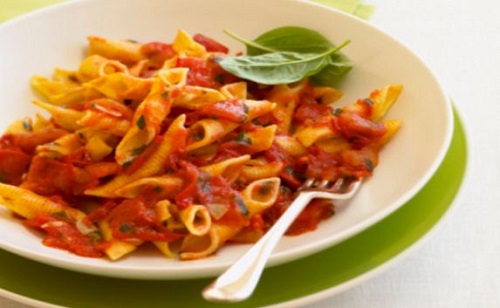 Morrissey comió penne con salsa de tomate en Lima y se enfermó ...