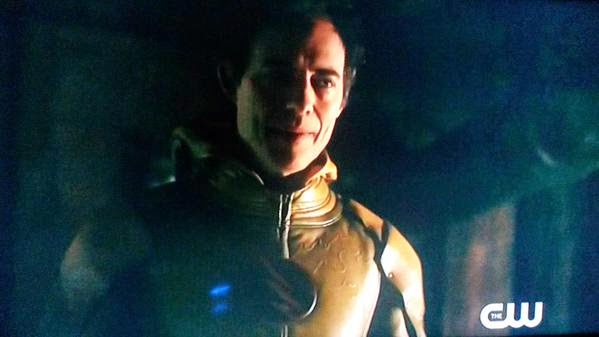 Cinema Portátil: Sai a primeira imagem do Flash Reverso sem a mascara