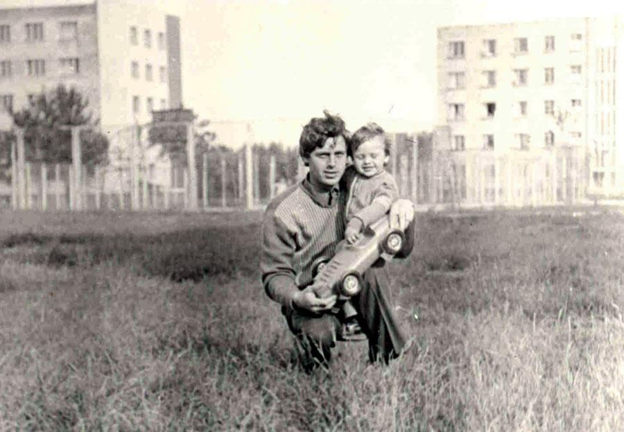 MAD NEWS: Chernobyl Disaster's 25 Years in Pictures - - Very Rare ...